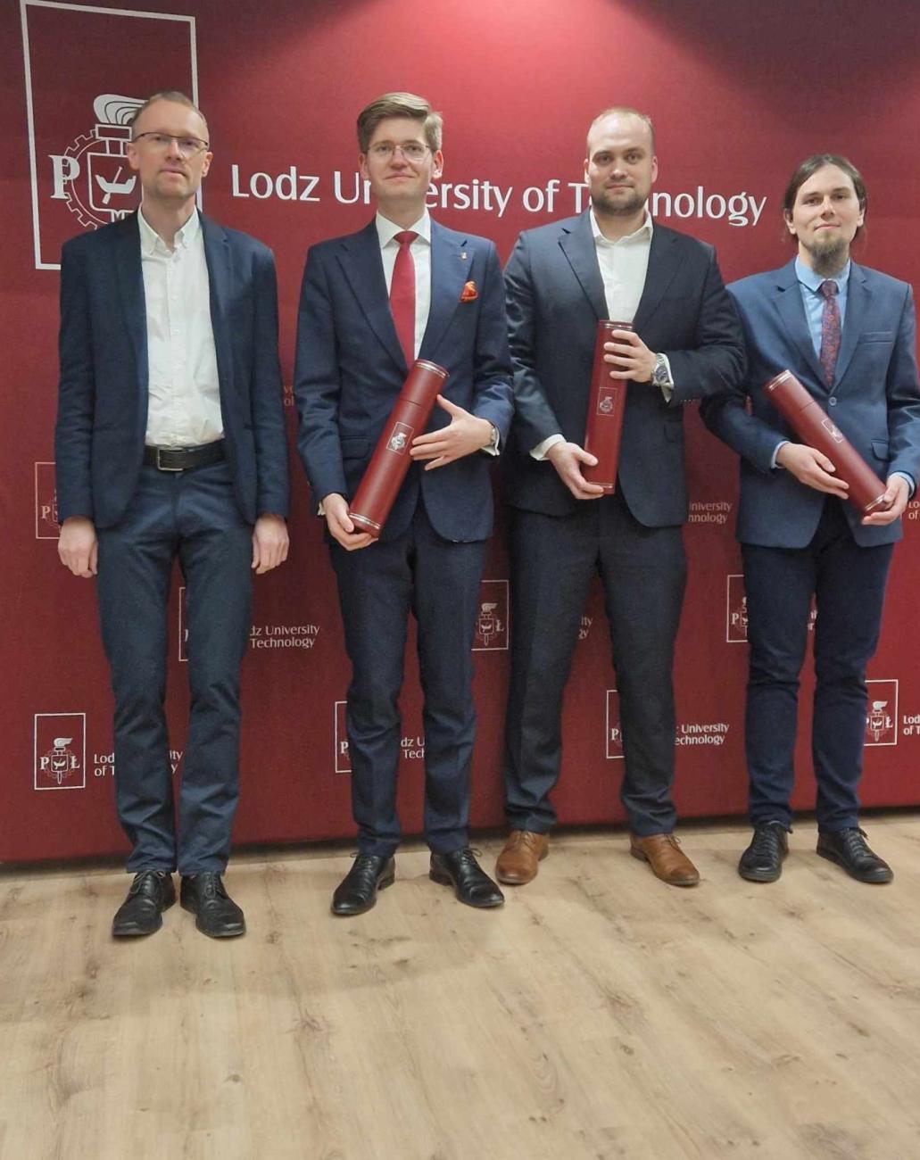 Uroczyste wręczenie dyplomów